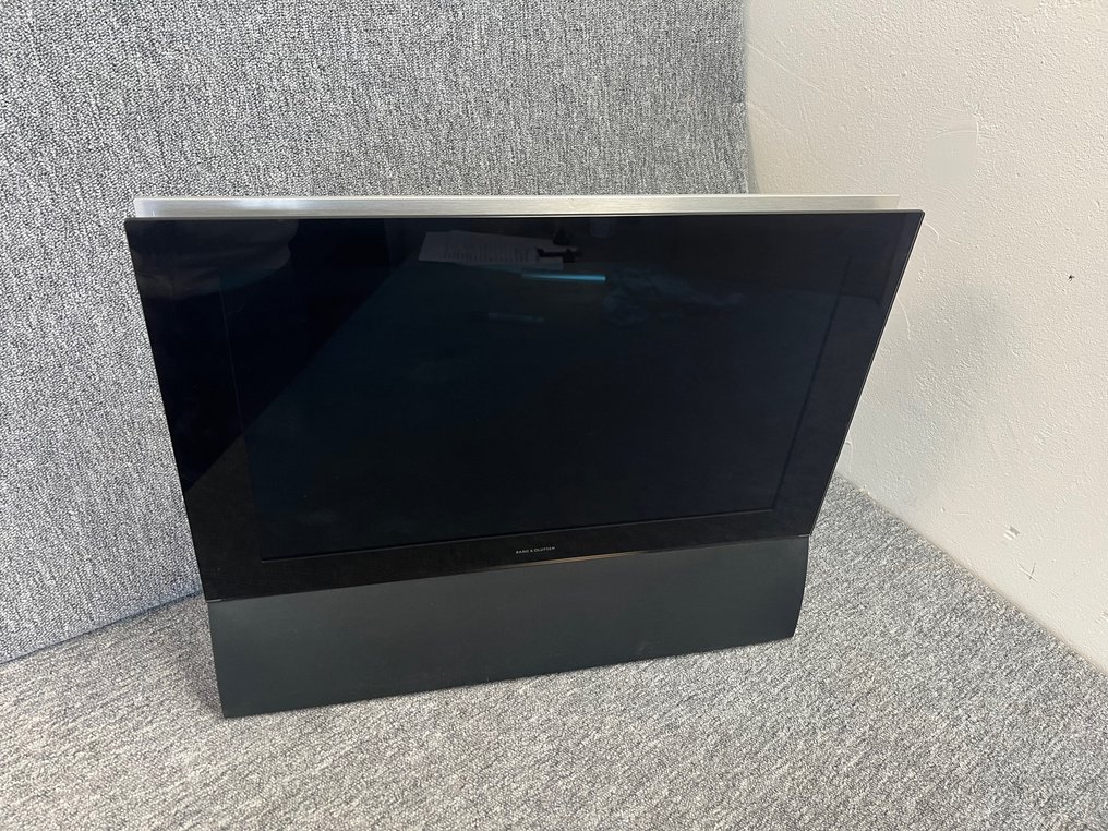 Bang & Olufsen - BeoVision 6-22 - wall bracket Hi-fi set - Catawiki