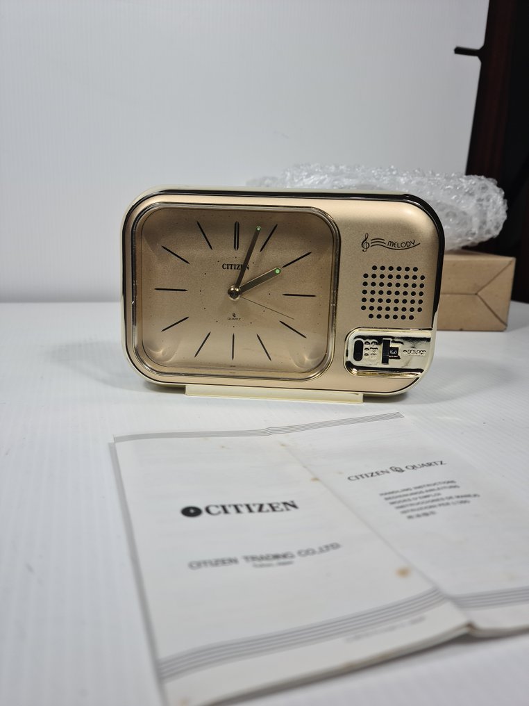Table/desk clock - citizen - Plastic - 1980-1990 - Catawiki