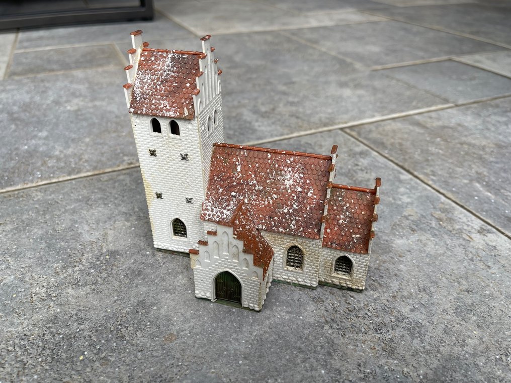 Faller, Heljan, Kibri, Pola H0 - Model train buildings (15) - Catawiki