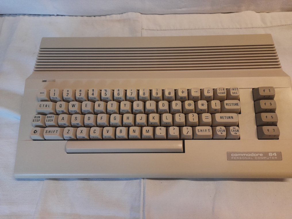 Commodore C64C - Computer - Catawiki