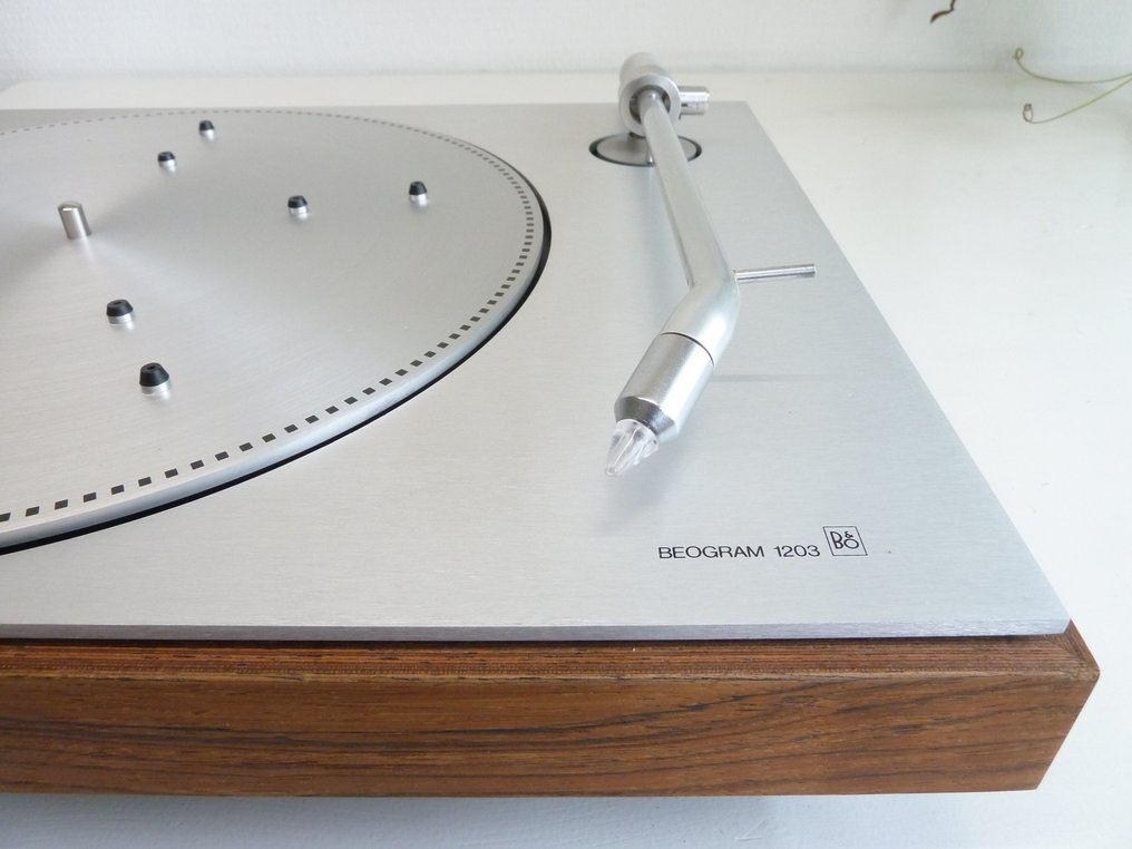 Bang & Olufsen - Beogram 1203 Turntable - Catawiki