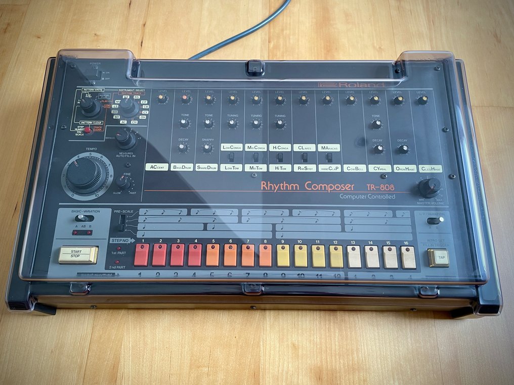 Roland - Vintage Roland TR-808 Analog Rhythm Composer - - Musical ...