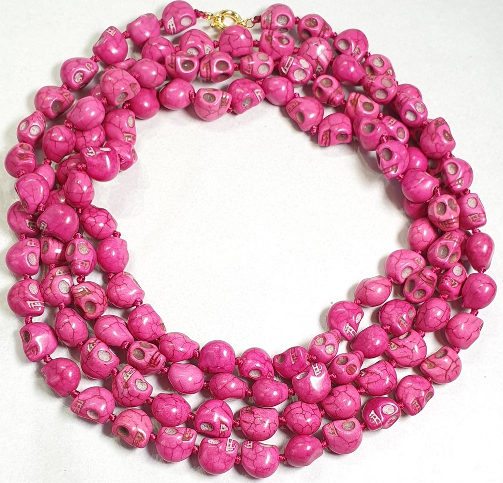 Pink Howlite Skulls - RARE - Memento Mori - Symbol of humility and ...