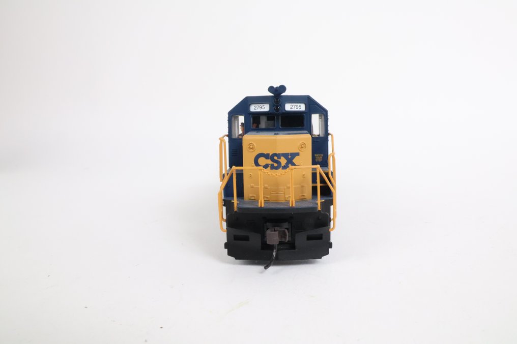 Atlas H0 - 10 000 - Diesel locomotive (1) - GP 38-2 2795 - CSX - Catawiki