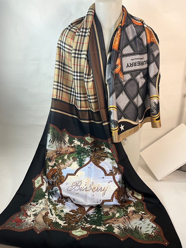 Burberry - Majestueuse Silk 210/70cm - Stole (Shawl) - auction online Catawiki