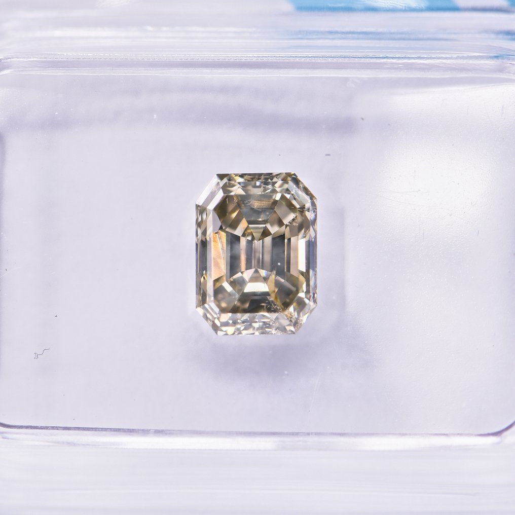 Sans Prix de Réserve - 1 pcs Diamant (Couleur naturelle) - 1.24 ct - Émeraude - Fancy light ...