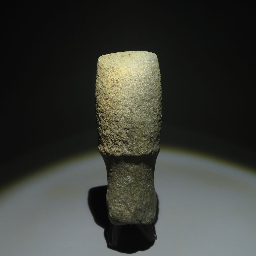 Neolithic Stone Neolithic Stone Tool. (3000-1500 B.C.) 14,5 cm Heigth ...