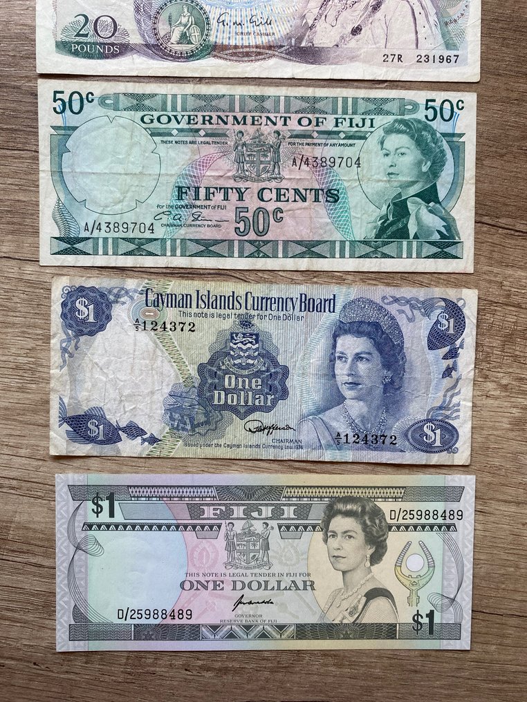 World. - 4 banknotes - all QE II - various dates (No Reserve Price ...