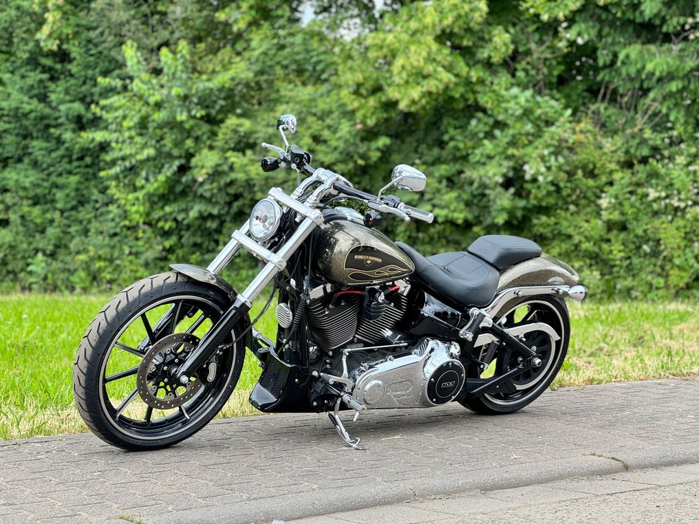 Harley-Davidson - FXSB - Softail - Breakout - 1690 cc - 2016 - Catawiki
