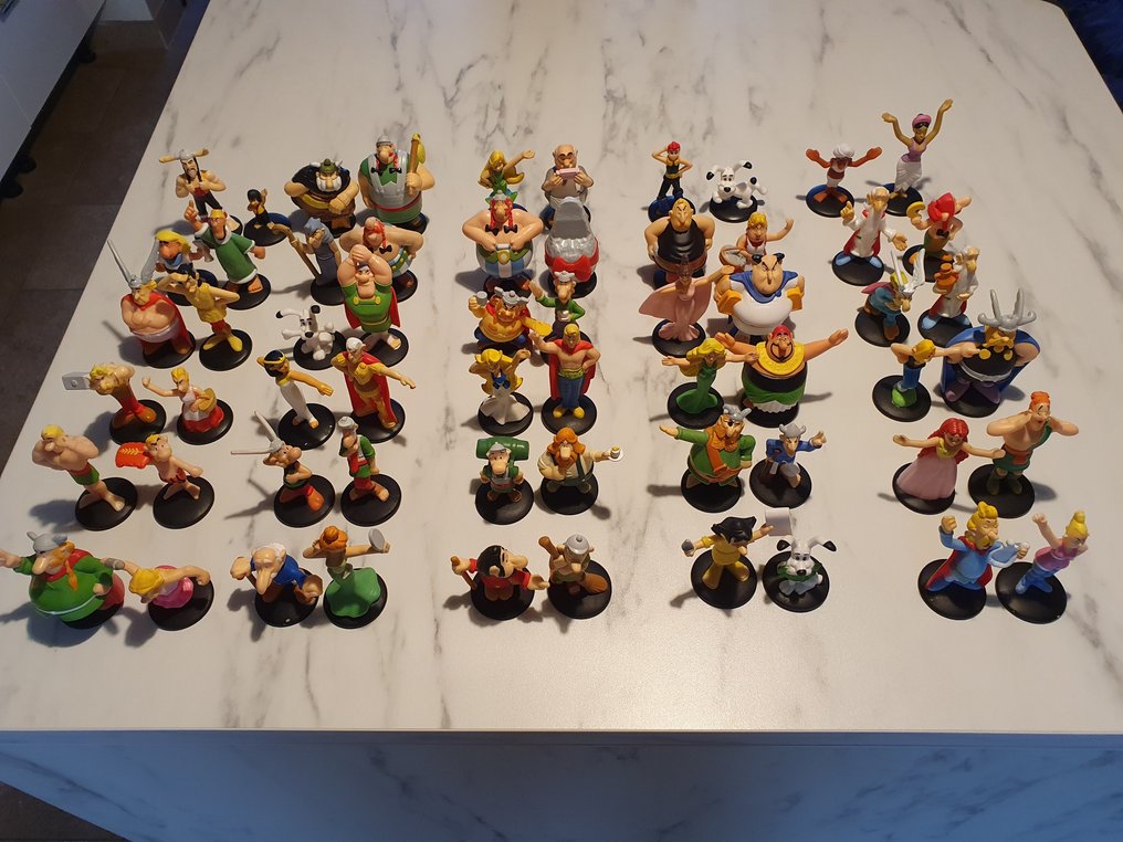 Astérix - Les Editions Albert René / Made for McDonald's - Série ...