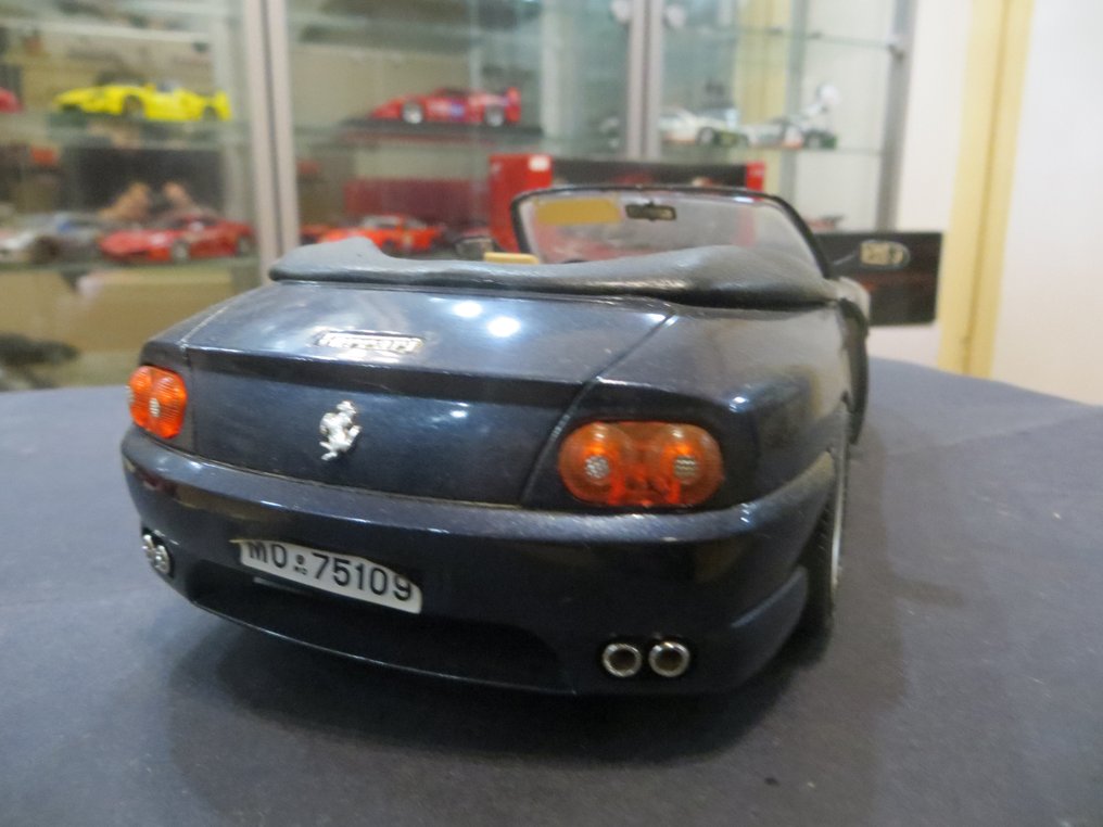 Bburago 1:18 - Voiture miniature - Ferrari 456 Spider - Catawiki
