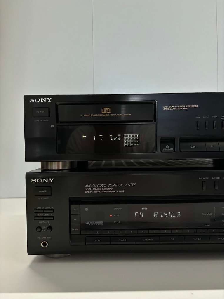 Sony - STR-D515 Solid state multi-channel receiver, CDP-461 CD Player - Hi-fi set - Catawiki