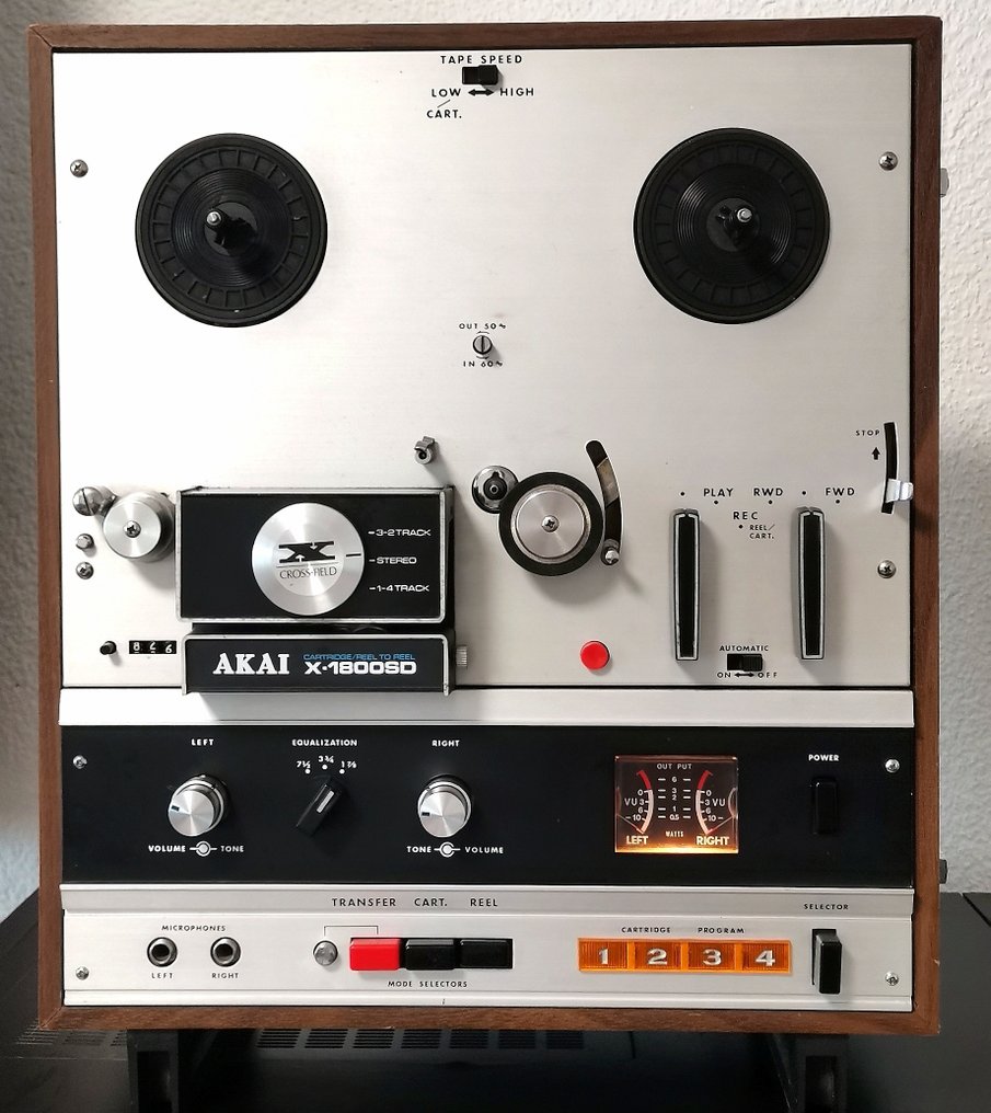 Akai - X-1800SD - 4 track Reel to Reel / 8 Track Tape Recorder - Reel ...