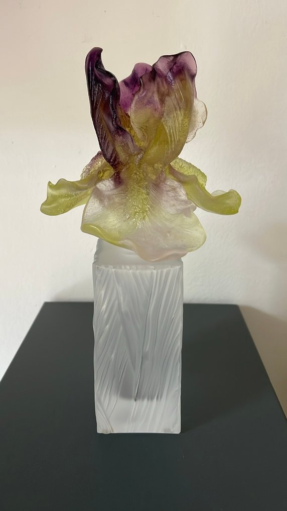 Daum France - Perfume bottle - Glass - Iris Collection - Catawiki