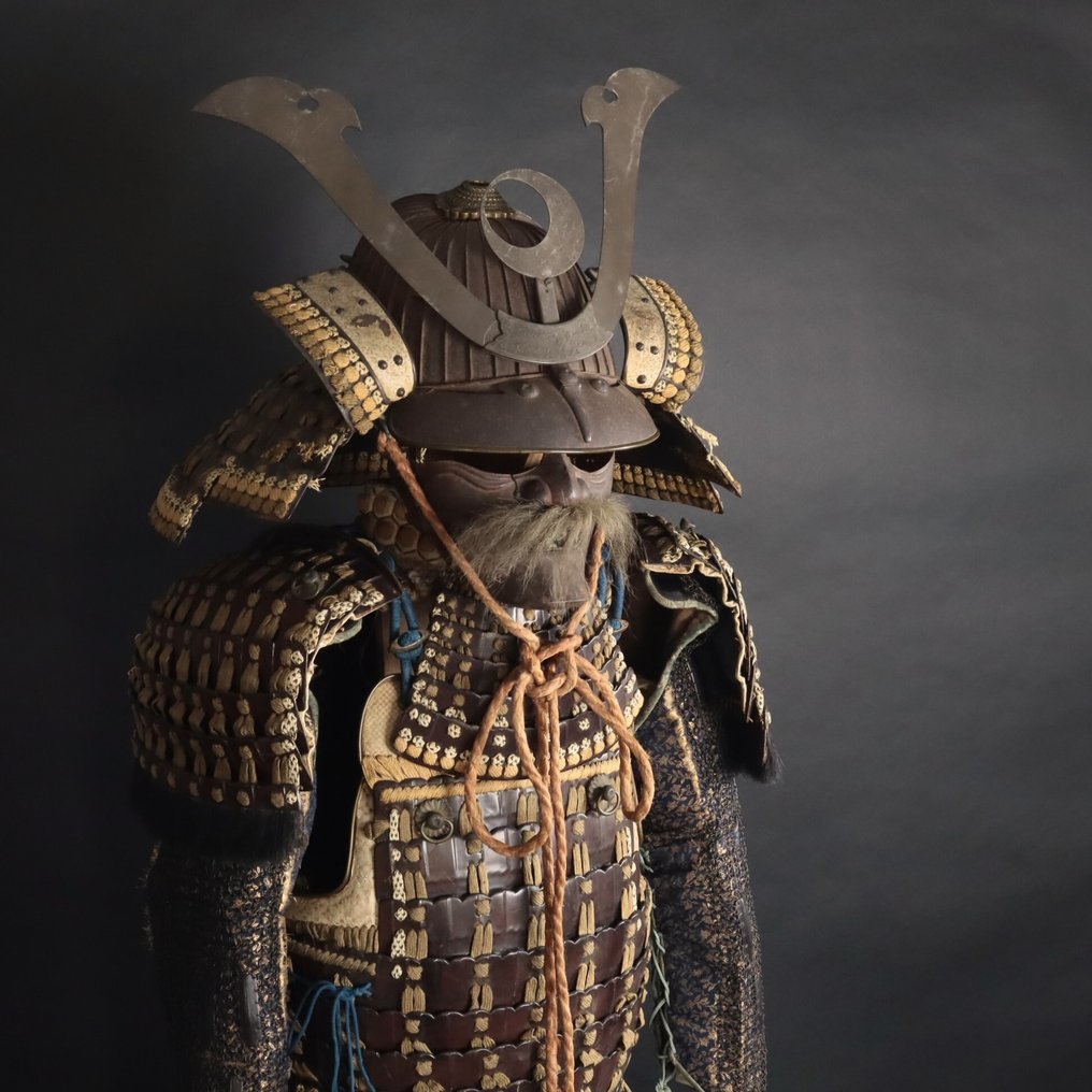 Myōchin Nobuie 明珍信家 - Autentica armatura da samurai Kacchu 甲冑 ...