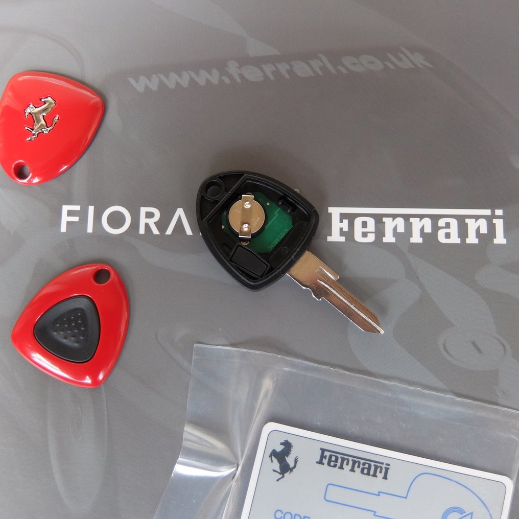 Ferrari - Key chain - Ferrari remote blank key fob keyless - Catawiki