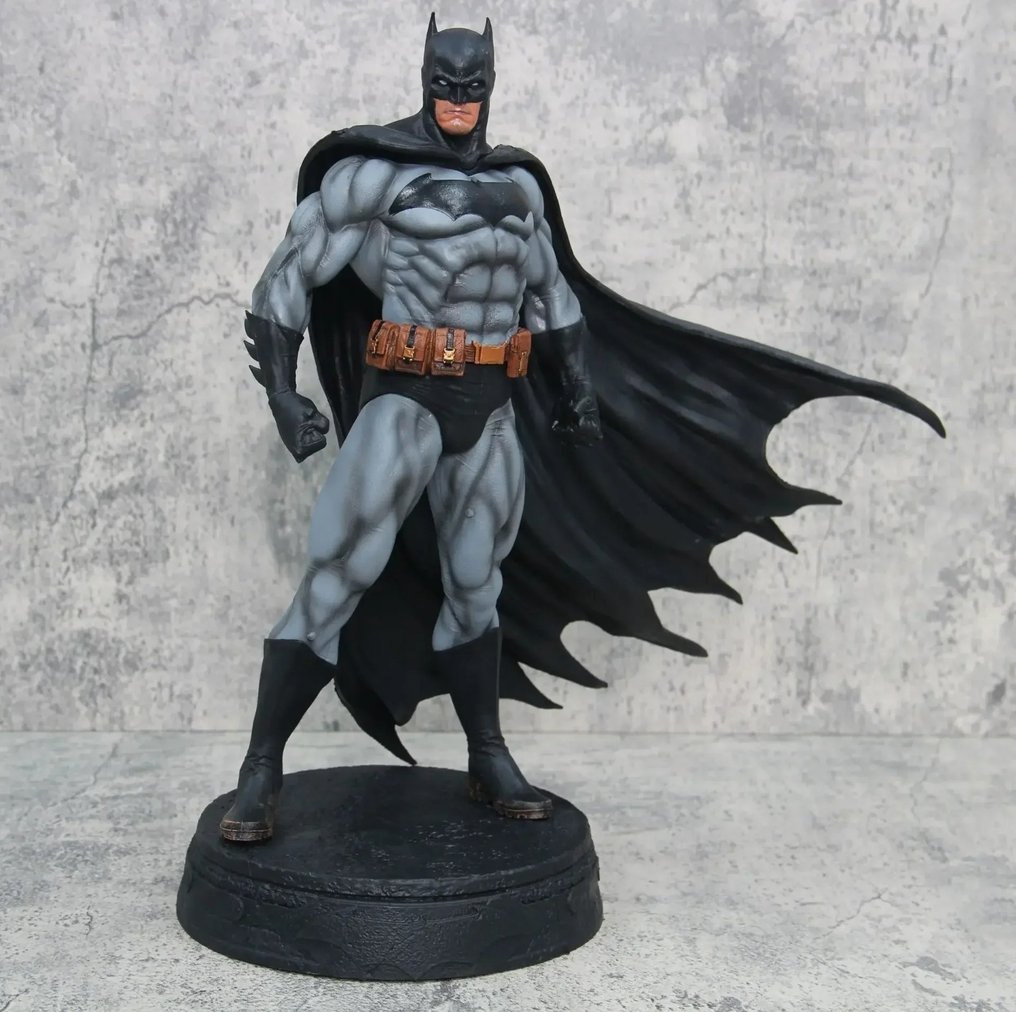 Action Figure Batman 40cm - Action figure - 2020+ - Catawiki