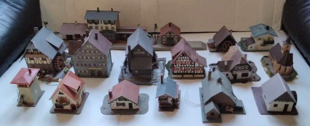 Faller, Kibri, Pola, Vollmer H0 - Model train scenery (15) - auction online Catawiki