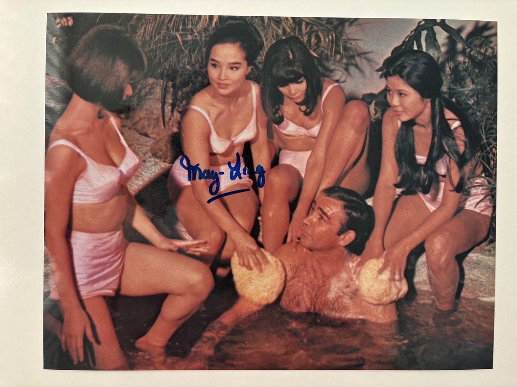 James Bond 007: You Only Live Twice, May Ling as "Title Girl and Bath Girl" handsigned photo ...