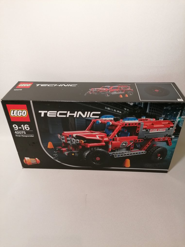LEGO - lego 42075 technic First Responder met doos uit 2018! - auction ...
