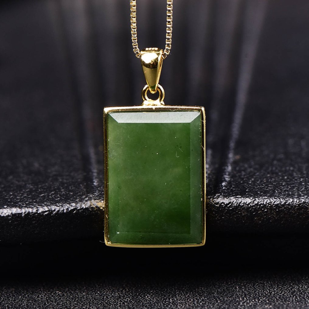 No Reserve - ALGT Certified - Exclusive Natural Nephrite Jade Pendant ...