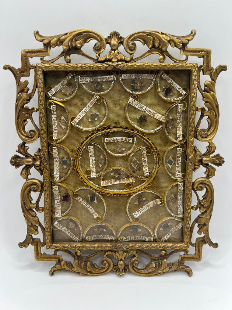 Relic - Bronze, golden scroll - 20th century - Multiple Relic - auction ...