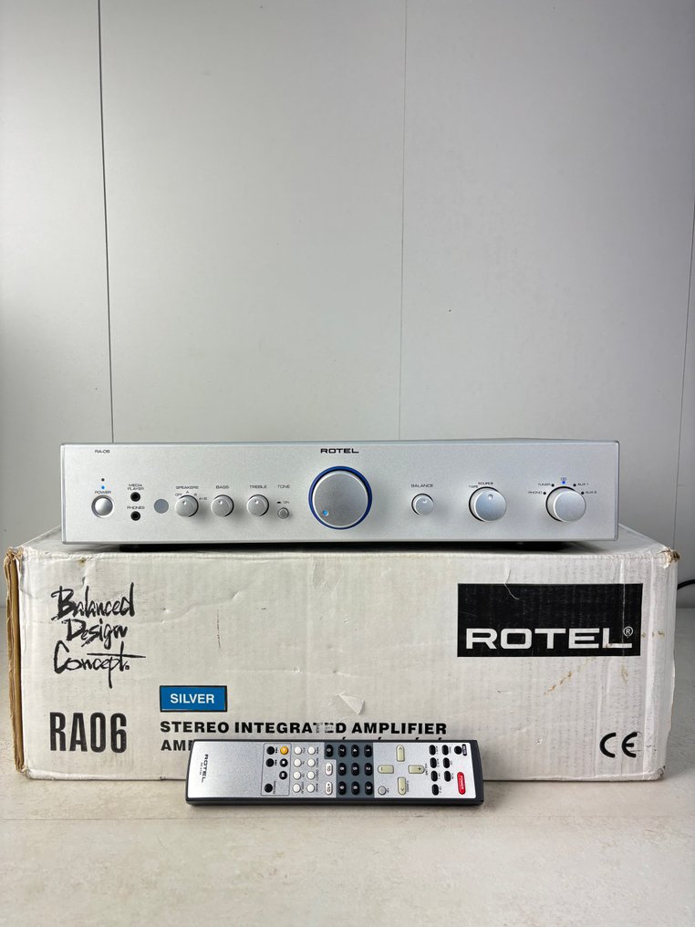 Rotel - RA-06 Solid state amplifier - auction online Catawiki