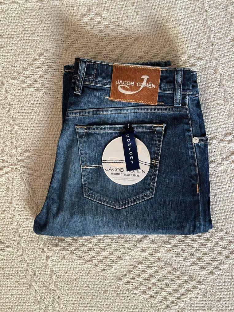 Jacob Cohen - New with tag - No Reserve price - Size 32 - Jeans - New with tags - auction online ...