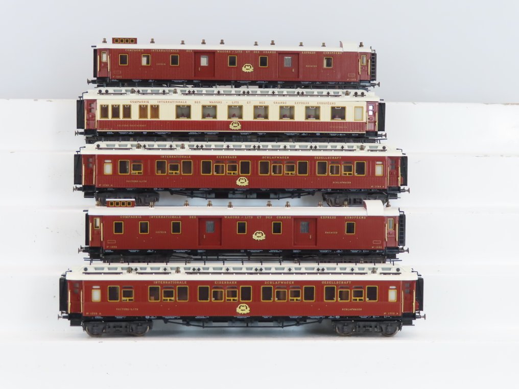 Trix H0 - 21215 - Model train passenger carriage set (1) - 5-piece passenger carriage set ...