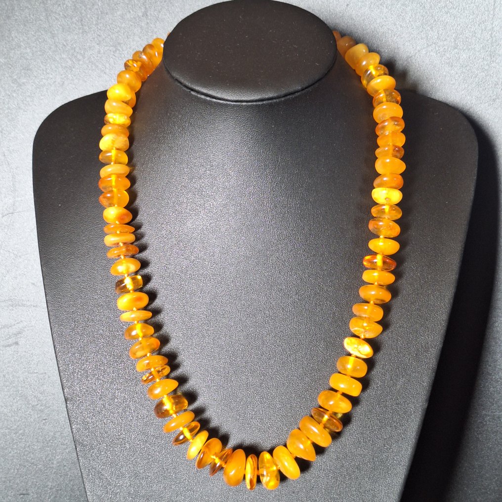 Amber necklace- 65 g - (1) - auction online Catawiki