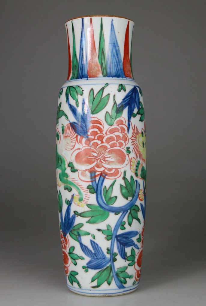 Rare roll-form porcelain vase - Wucai - Transition - Porcelain - China ...