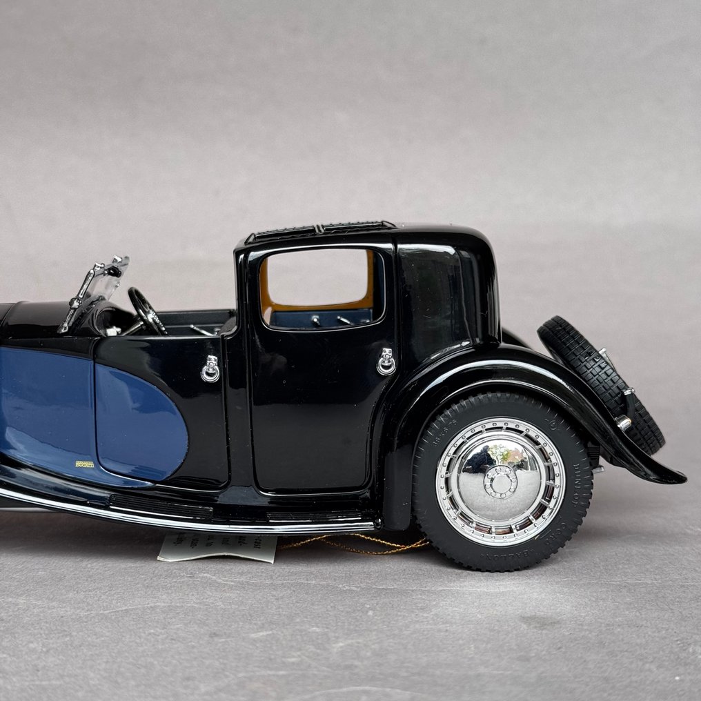 Franklin Mint 1:24 - Model car - Bugatti Royale Coupe Napoleon uit 1930 ...