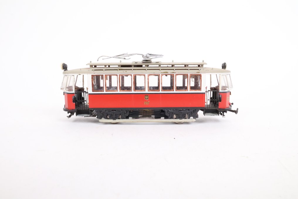 F.M. Models/ Swedtram H0 - Model tram (1) - Vienna tram motor car type ...