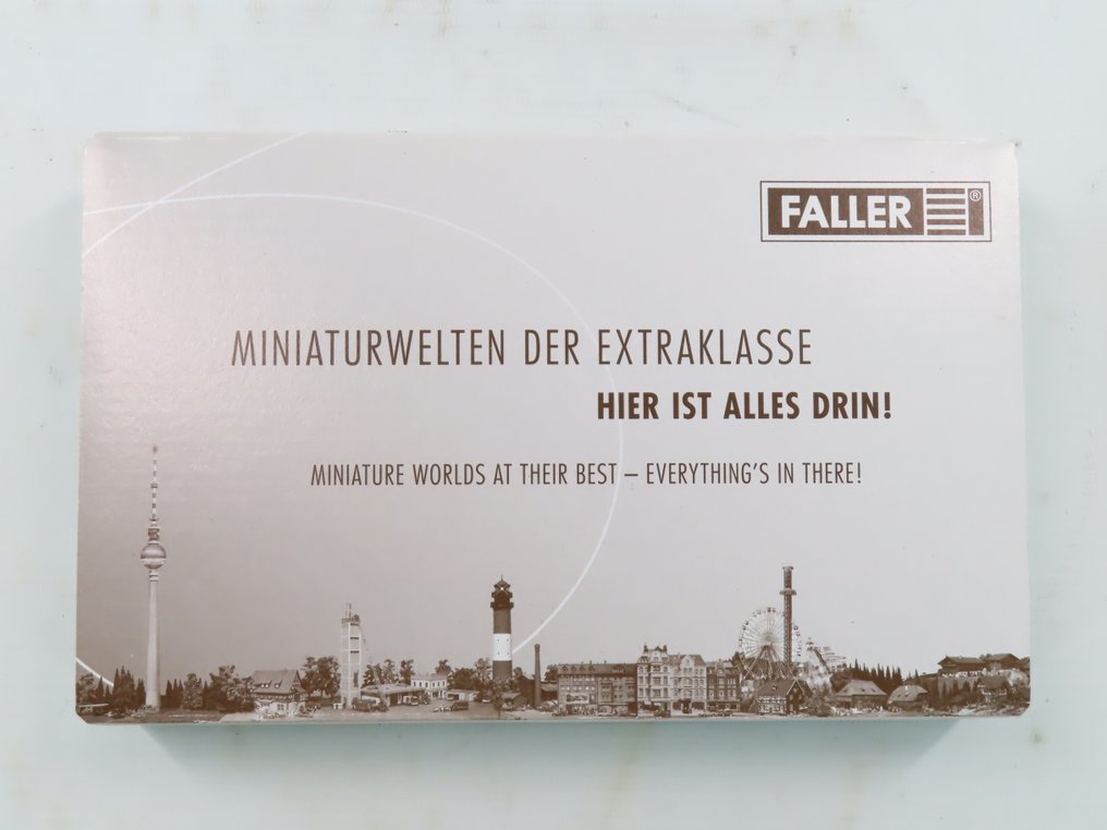 Faller H0 - 120159/180725 - Modeltreingebouwen (2) - Locomotiefloods ...