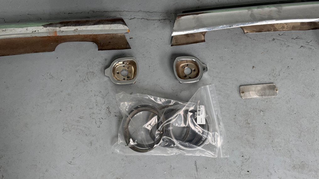 Bumpers - Ferrari - Dino 246 GT-GTS - 1971 - auction online Catawiki