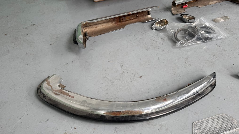 Bumpers - Ferrari - Dino 246 GT-GTS - 1971 - auction online Catawiki