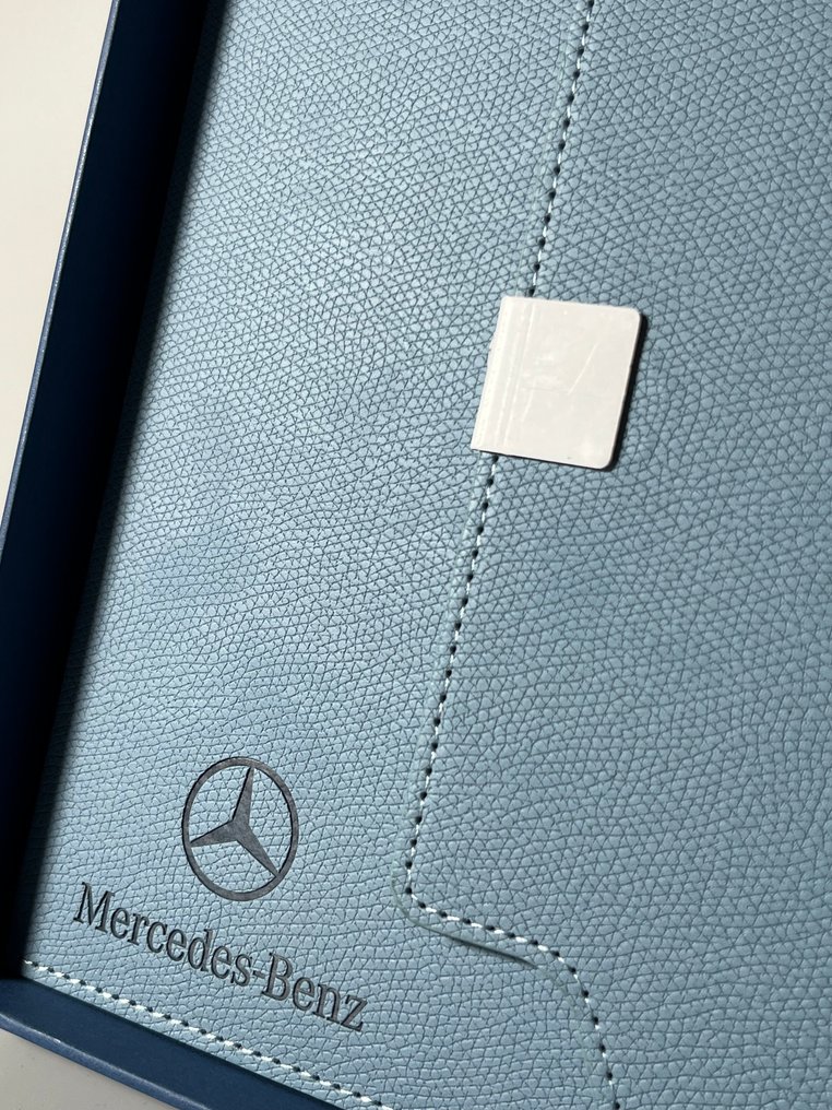 Memorabilia collection - Mercedes-Benz - auction online Catawiki