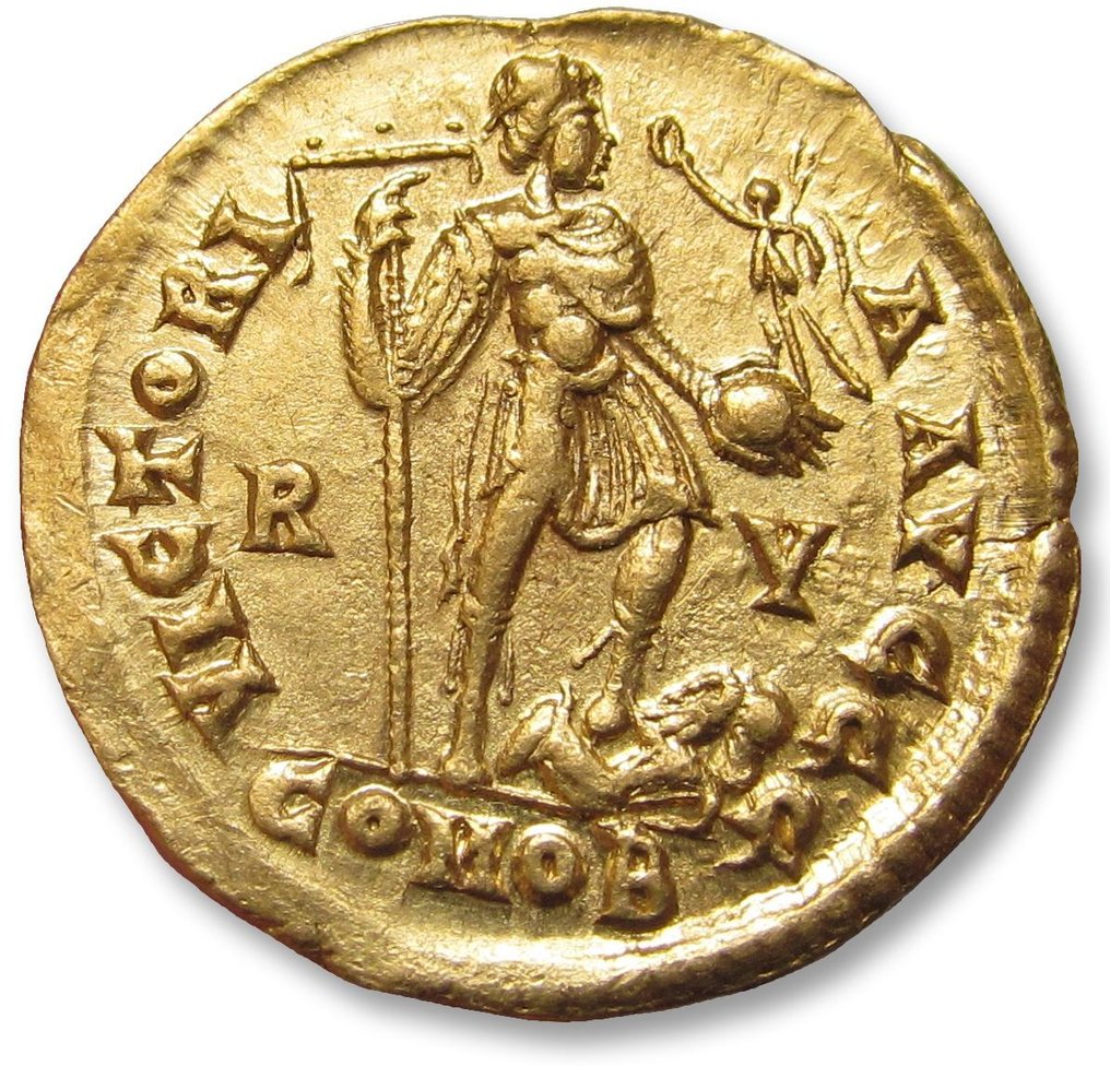 Roman Empire. Honorius (AD 393-423). Solidus Ravenna mint circa 402-406 A.D. - VICTORIA AVGGG ...
