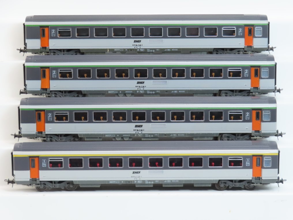 Roco H0 - o.a. 4275 - Model train passenger carriage (4) - 4 Four-axle express train carriages ...