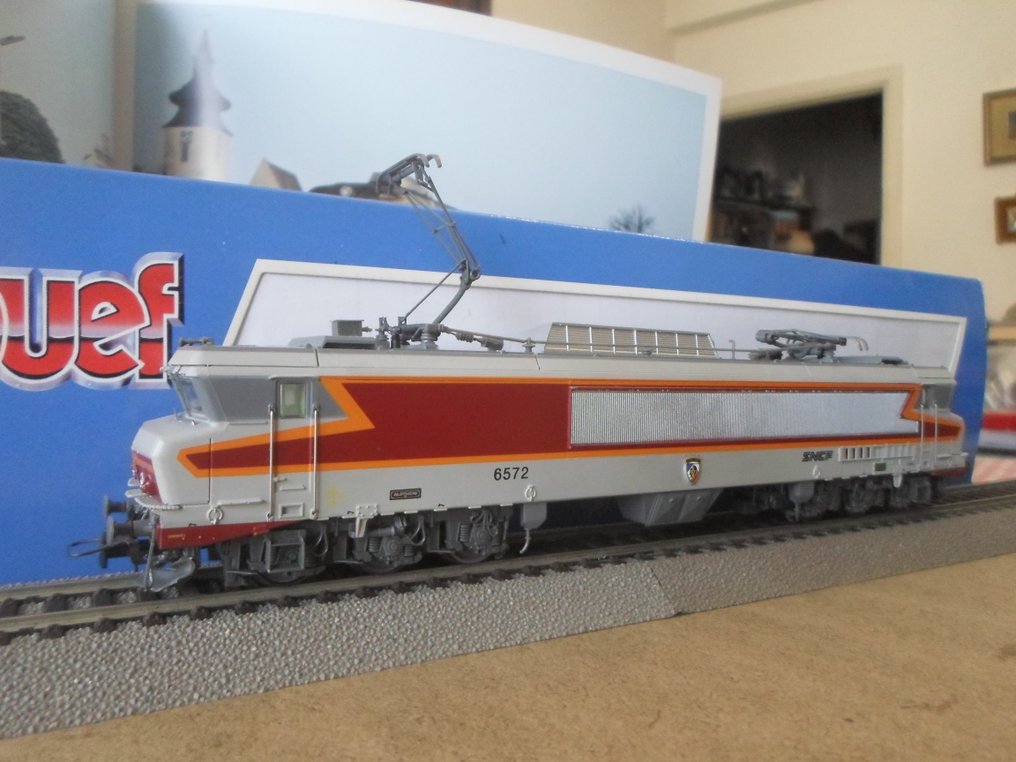 Jouef H0 - 8439 - Model train locomotive (1) - CC 6500 - SNCF - auction online Catawiki