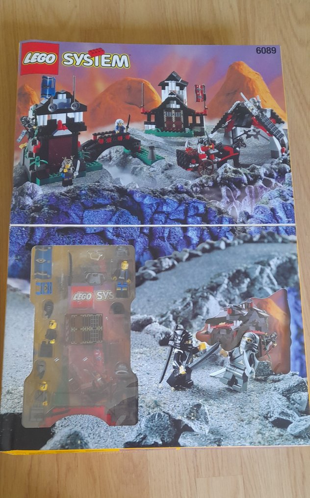 LEGO Set - 6089 - Castle - 6089 Stone Tower Bridge - auction online ...