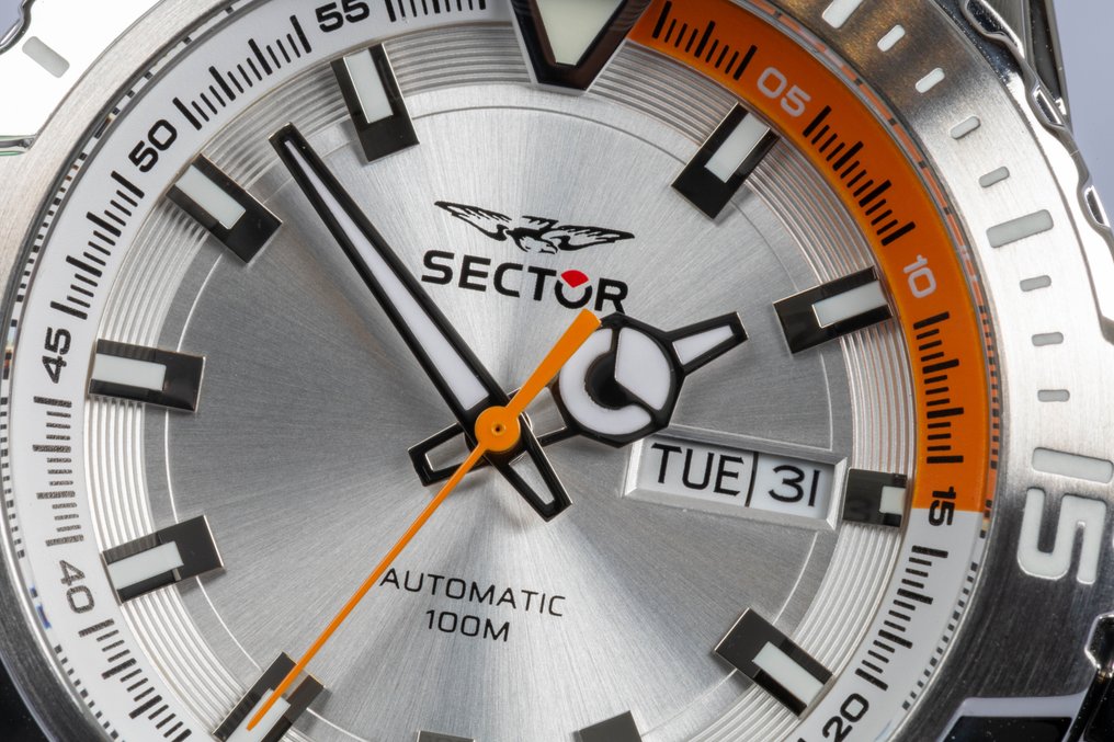 Sector - Legend - Automatic - Silver - Super Luminous - 43 mm - No ...
