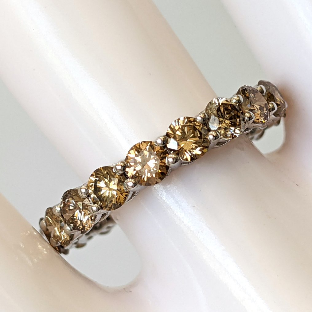 No Reserve Price - Ring - 18 kt. White gold - 3.44ct. tw. Diamond (Natural coloured) - IGI ...