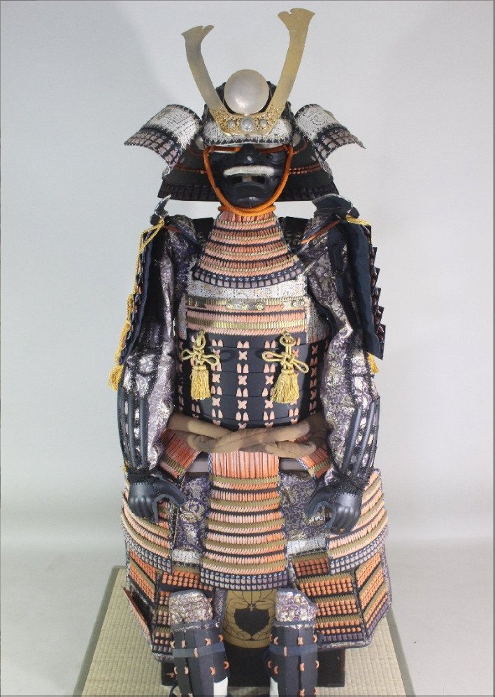 Full rustning av samurai Yoroi - Kobber, Silke - Japan - Meiji-periode ...