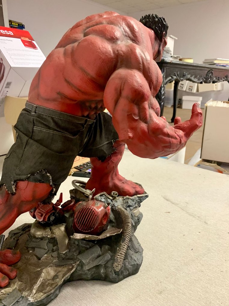 Sideshow Toys - Toy figure Red Hulk Statua Sideshow Premim Format Lim ...