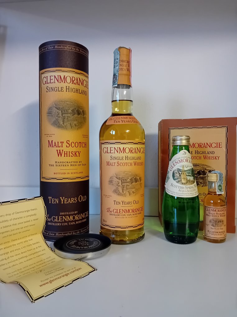 Glenmorangie 10 years old with Miniature and Scottish Spring Water - b ...