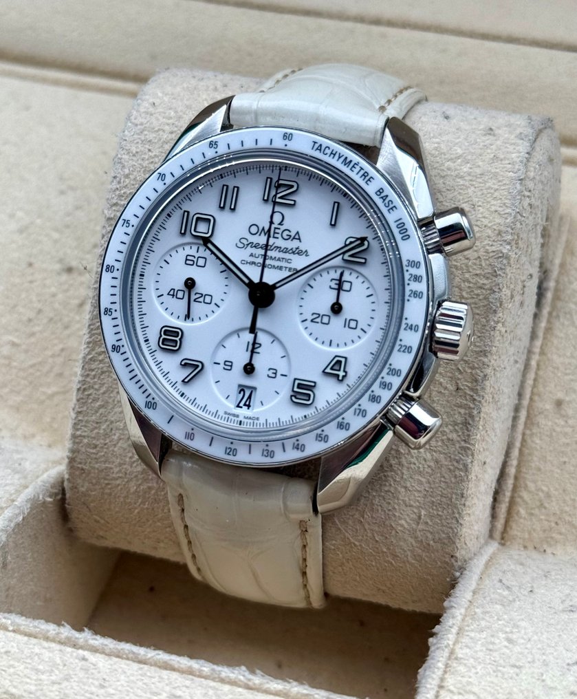 Omega - Speedmaster Reduced - 324.30.38.40.04.001 - Unisex - 2010-2020 ...