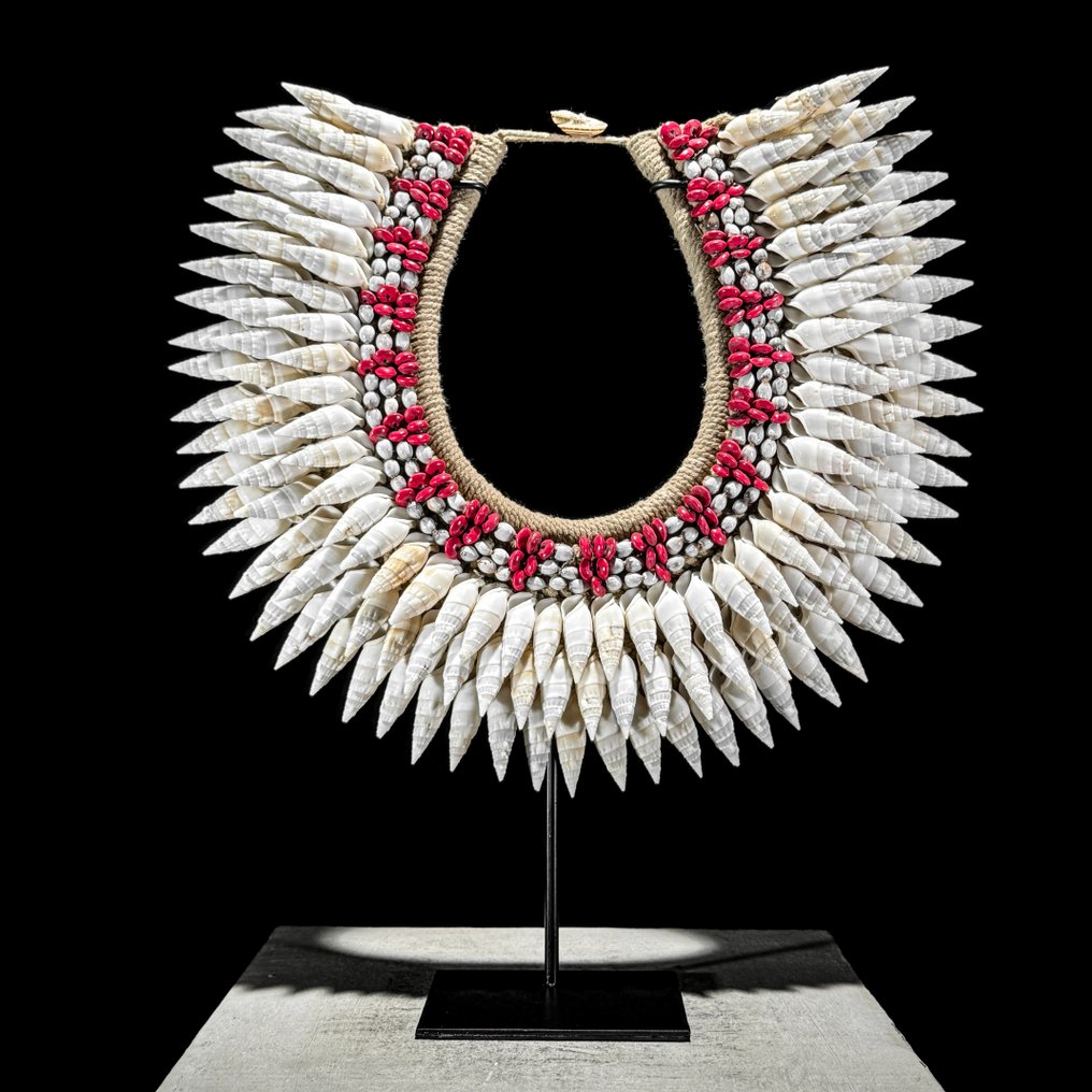 Decorative ornament - NO RESERVE PRICE - SN16 - Decorative Shell ...