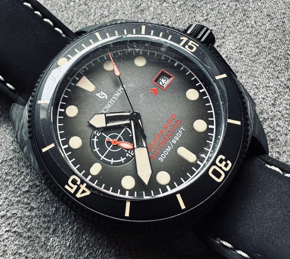 Tecnotempo - "Commando" - Forged Carbon & Titanium - Automatic - No ...