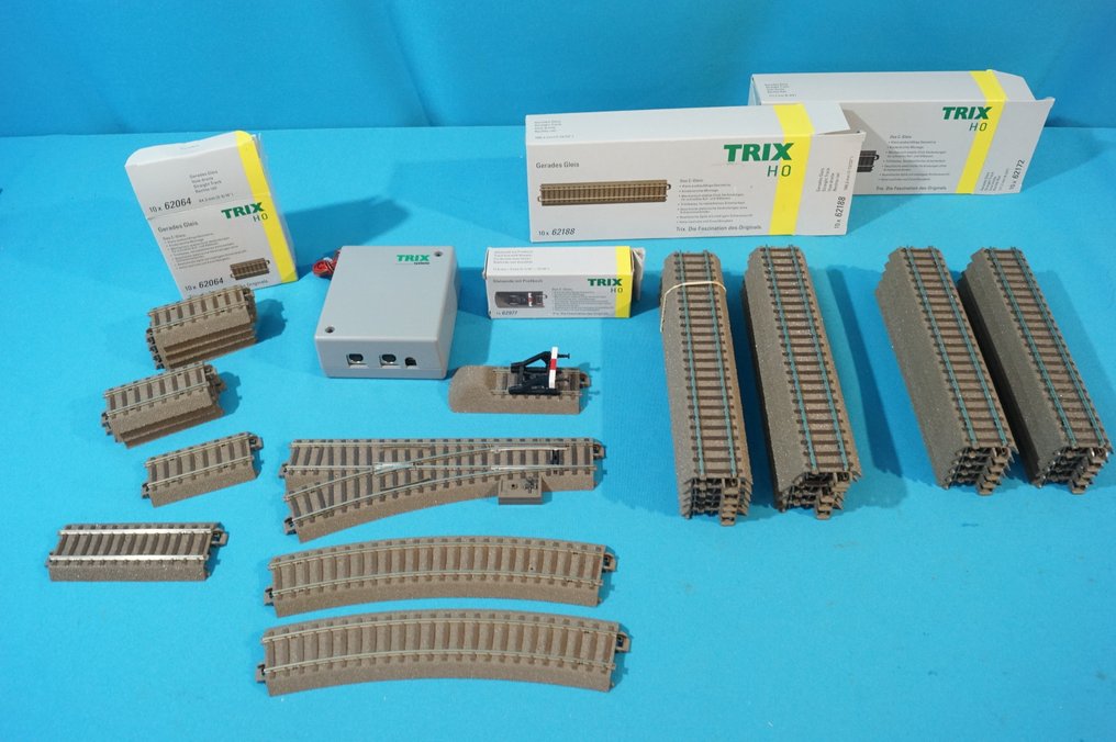 Trix H0 - 62611/62977/24188/62064/62094/24172/60115 - Model train tracks (34) - Trix direct ...